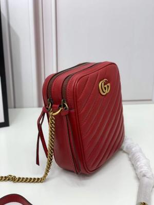 Cina Borsa a tracolla della cinghia della catena del quadrato rosso di Famale con la linea ricamata in vendita