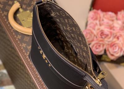 Cina Il piccolo nero di Genunie che stampa allineando la maniglia della borsa del secchio della pelle bovina di 25cm in vendita