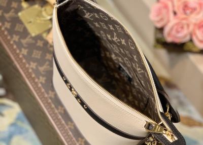 Cina Il piccolo nero di Genunie che stampa allineando la maniglia della borsa del secchio della pelle bovina di 25cm in vendita