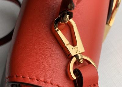 Cina Borsa di lusso del secchio della maniglia nera delle donne con il fermo della serratura in vendita