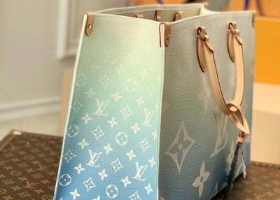 Cina Le donne di pendenza viaggiano Tote Bag, borse di lusso di viaggio del modello del monogramma in vendita