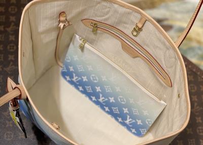 Cina Colore medio di Tote Bag With Zipper Gradient del modello del monogramma di LV in vendita