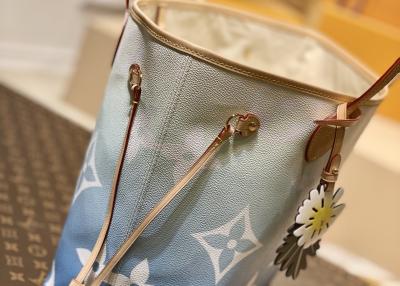 Cina Colore medio di Tote Bag With Zipper Gradient del modello del monogramma di LV in vendita