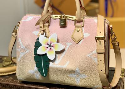 Cina Il LV appoggia l'abbellimento del fiore di cuoio della borsa della tela del monogramma di 25cm in vendita