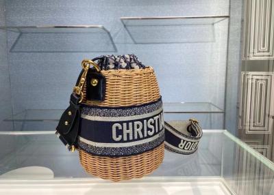 Cina Borsa di lusso del secchio di Straw Sloping Cross Wicker Woven per estate in vendita