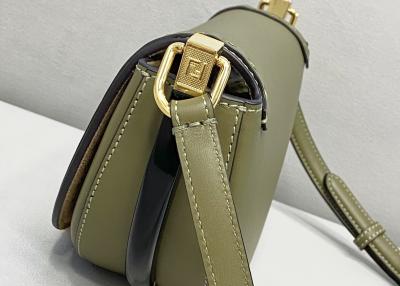 Cina Borsa di cuoio del inter-corpo del più nuovo della fonda 2021 del Inter-corpo della borsa della serratura di progettazione genunie di lusso a forma di mezza della borsa in vendita