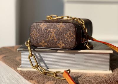 Cina Stampa a catena del fiore della borsa di Mini Bucket Vintage Gold Luxury in vendita