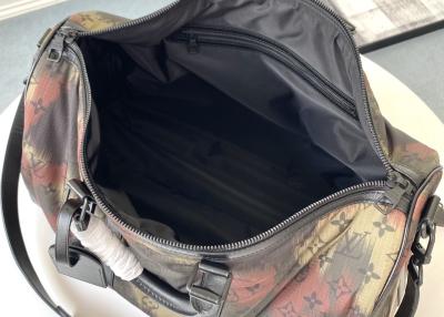 Cina Gli uomini del tessuto viaggiano borsa, cammuffano il modello del monogramma della borsa di viaggio di LV in vendita