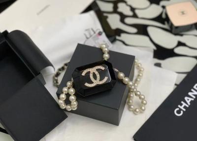Cina Borsa dell'imbracatura della spalla delle piccole donne di lusso di PMMA con la collana della perla in vendita