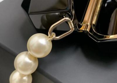 Cina Borsa dell'imbracatura della spalla delle piccole donne di lusso di PMMA con la collana della perla in vendita