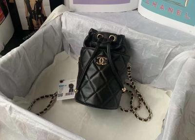 Cina Borsa di lusso del secchio della pelle di montone 18cm delle donne con la decorazione delle catene in vendita