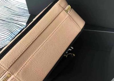 Cina Chiusura di Bag With Flap del progettista delle signore di trucco 21cm della pelle bovina del modello della lettera in vendita
