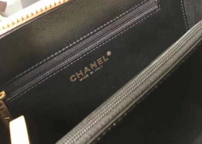Cina Chiusura di Bag With Flap del progettista delle signore di trucco 21cm della pelle bovina del modello della lettera in vendita