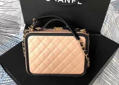 Cina Chiusura di Bag With Flap del progettista delle signore di trucco 21cm della pelle bovina del modello della lettera in vendita