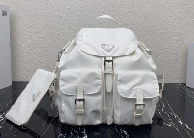 Cina Logo di nylon del triangolo dello zaino delle piccole donne blu staccabili di 30cm in vendita