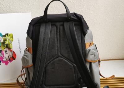 Cina Zaino di lusso di marca dell'albicocca di cuoio di Saffiano con le tasche multiple in vendita