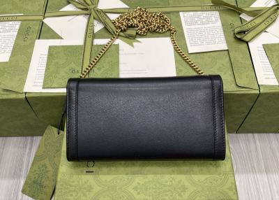 Cina Miscela antica di cuoio reale lucida di bambù dell'oro della borsa di frizione di marca della serratura del nodo in vendita