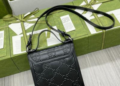 Cina Lunghezza aperta del totalizzatore 18cm della cinghia della cinghia elaborata cuoio della chiusura lampo tenuta in mano della borsa singola in vendita