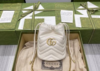 Cina GG Marmont Mini Bucket Bag Authentic Cowhide fuori di due colori d'impionbatura in vendita