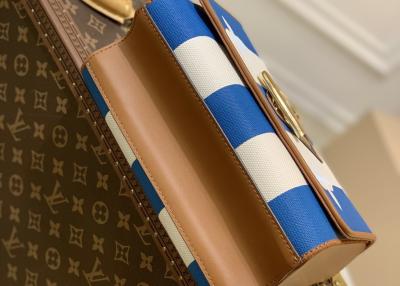 Cina Pelle bovina di cuoio LV M57659 M57722 di Genunie della borsa del quadrato di Carvas della banda in vendita