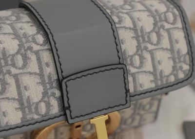 Cina Sguardo elegante di lunghezza della borsa 17.5cm della spalla della raccolta una di 30 Montaigne in vendita