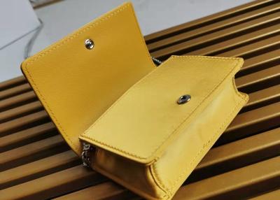China Duchesse ajustável Crystal Design Leather Crossbody Bag à venda