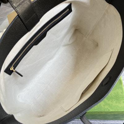 Cina Il colore alla moda delle donne che abbina grande sacchetto della spesa senza il carico in vendita