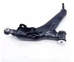 Κίνα 48640-30290 Κάτω σύνδεσμος ανάρτησης για Lexus IS250 Toyota Crown προς πώληση