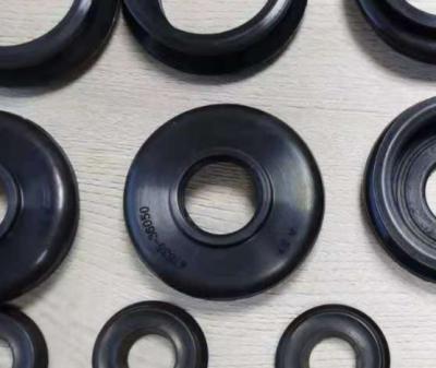 China 04906-36170  47535-36050 DV99 Toyota Dyna Brake Pump Cover for sale