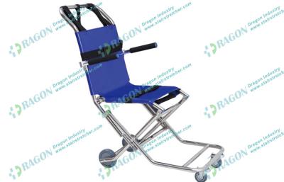 China O Portable dobrou o stairlift da cadeira de rodas com punho, cadeira da escada do ems para o hospital à venda