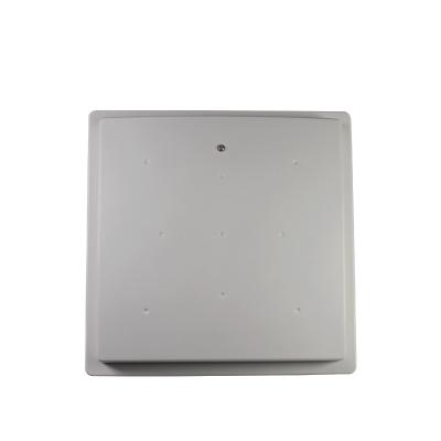 China Middle Range Fixed UHF RFID Reader 5M Integrated 8dBi For Vehicle Tracking for sale