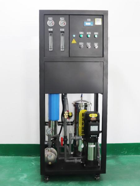 Large Industrial Reverse Osmosis Pure Water Equipment 0.25 - 0.5 Tons Farm Car Wash Commercial Water Purifier Manu