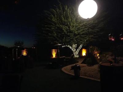 China Dimmable Event Balloon Light 800w , LED Balloon Lights Decoration Branding Options 1.6m/5.2ft Tripod Mount for sale