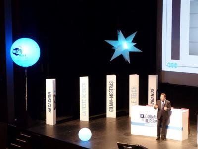 Κίνα Έξοχο φωτεινό ελαφρύ 200~600w φεγγαριών ντεκόρ συνεδρίασης της έναρξης συναυλίας μπαλονιών με το φωτισμό 1.6m προς πώληση