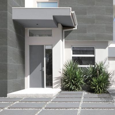 中国 耐久性のある室内 20mm 厚のガラスのポルセランタイル 防滑 販売のため