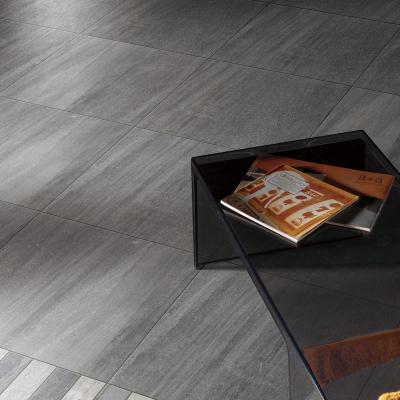 中国 矯正縁 グラスポルセランタイル 9mm 厚さ 摩擦に耐える仕上げ 販売のため