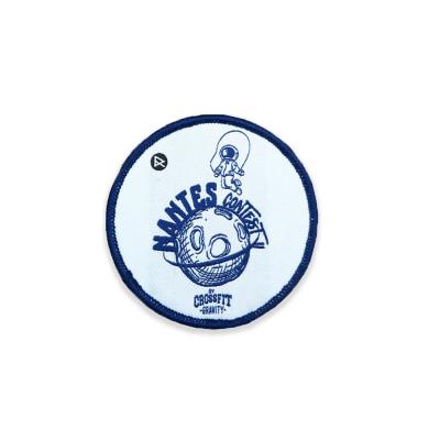 China Remendo feito sob encomenda de Logo Correçãoes Embroidered Iron On para crachás da roupa e dos chapéus à venda