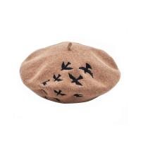China 100 Wool French Beret Hat for Women 27.5cm Diameter Custom Logo Solid Color for sale