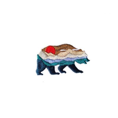 Cina Rivesta di ferro On/Sew su Vecro ha ricamato il cappello rattoppa la dimensione su misura Logo Pattern in vendita