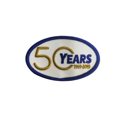 Cina Heat Press Embroidered Sports Patches Badges Decorative Clothing Hat in vendita