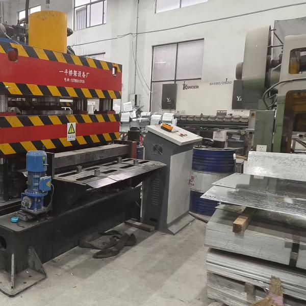 Quality Customized 380v Molding Cable Tray Making Machine For Up And Down Flow Direction for sale