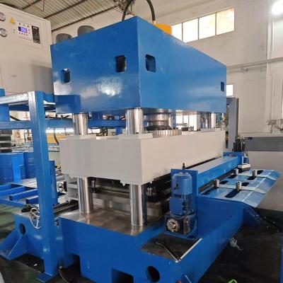 China Cable Tray ad alta velocità Cable Ladder Punching Cold Roll Forming Machine for sale