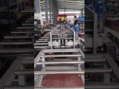 Elektrische stroombron kabel tray rollen vormmachine met geïntegreerde vormen en rollen dikte 0,8-1,5 mm