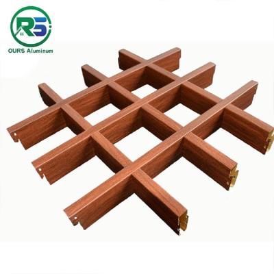 China Aluminium Opgeschort Metaalplafond 0.65mm de Vierkante Correcte Absorptie van de Traliewerkbuis Te koop