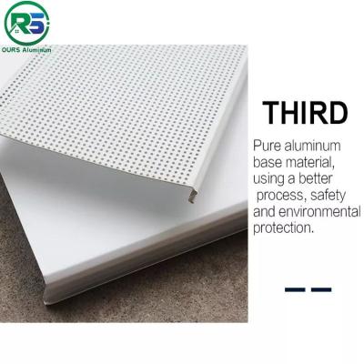 Cina Pannelli lineari dell'allume di larghezza 100mm del soffitto bianco commerciale della striscia per Corridoio di compera in vendita