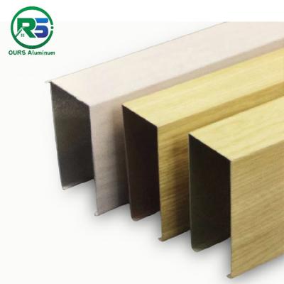 Cina Soffitto sospeso lineare 0.9mm del metallo di profilo di alluminio di U per costruzione in vendita