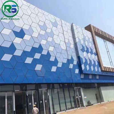 China Decorating Suspended Metal Ceiling U Aluminum Profile Screen Ceiling 30mm Thickness à venda