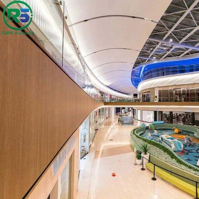 China Decorating Suspended Metal Ceiling U Aluminum Profile Screen Ceiling 30mm Thickness à venda