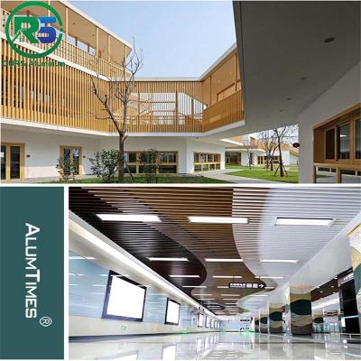 Cina Decorative Suspended Metal Ceiling U Aluminum Profile Screen Ceiling 20mm Thickness in vendita