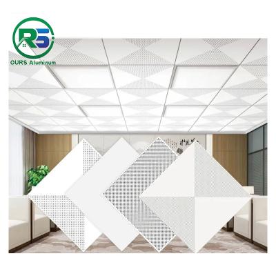 Cina la clip di spessore di 8mm in architettonico di alluminio dei pannelli di parete del soffitto del metallo sospeso rende incombustibile in vendita